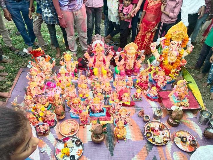 Ganeshji was bid farewell with the chants of Ganpati Bappa Morya, come ...