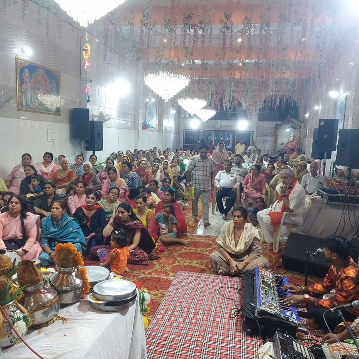 Devotees were moved by listening to Shri Krishna's childhood antics and ...