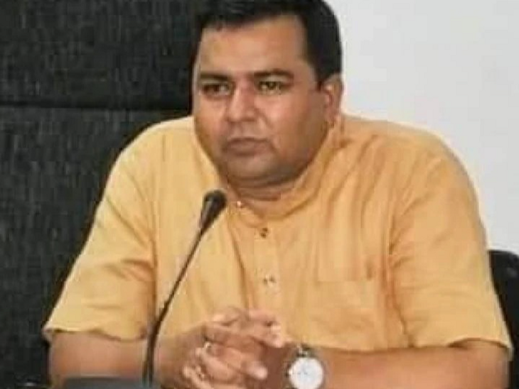 Corruption is happening in the maintenance of Agra's monuments | आगरा के स्मारकों के रखरखाव में ...