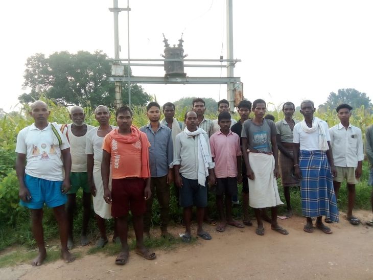 Transformer is out of order since seven months in Babhani | बभनी में ...