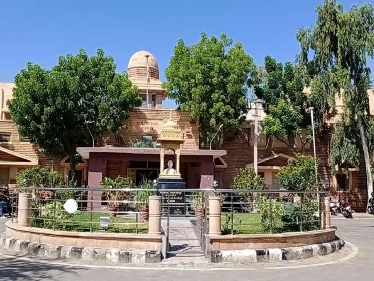 Barmer new ADM Lokesh Meena, then Chohtan, Shiv SDM changed | बाड़मेर ...