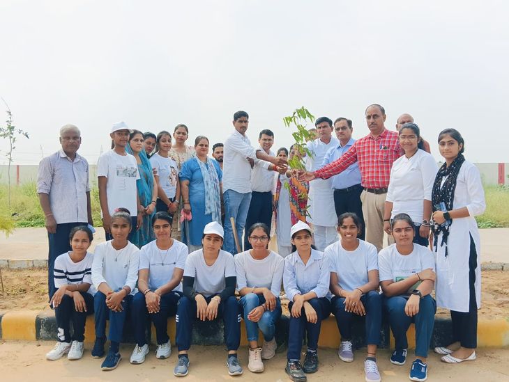 On National Service Scheme Day, girl students were sworn in for ...