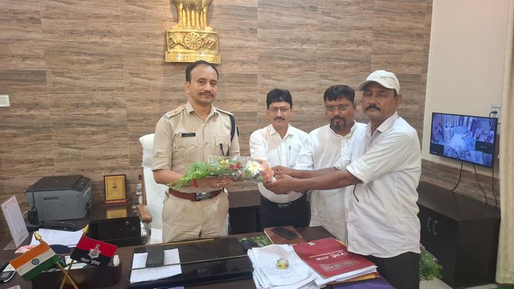 Divisional Secretary met Purnea SP and discussed the problems | पूर्णिया एसपी से मिलकर प्रमंडलीय ...