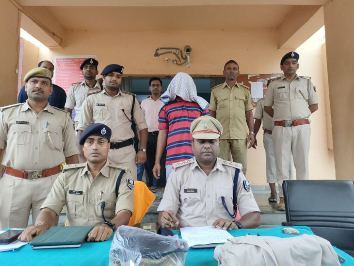 MADHUBANI NEWS, BIHAR NEWS, CRIME NEWS, After IPS in Jamui, fake constable arrested in Madhubani ...