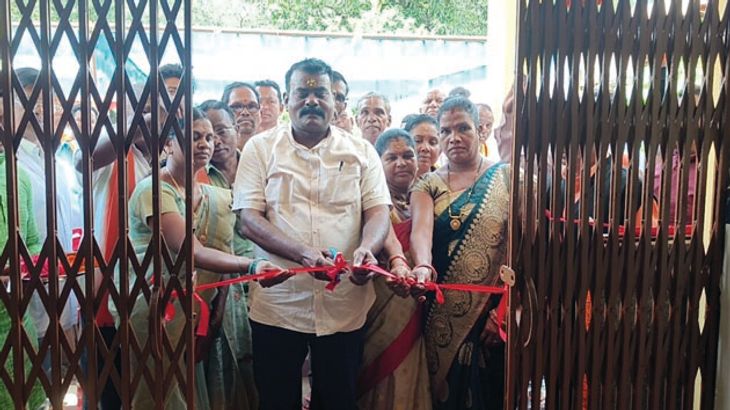 New building for PHC was inaugurated | पीएचसी के लिए नए भवन का किया गया ...