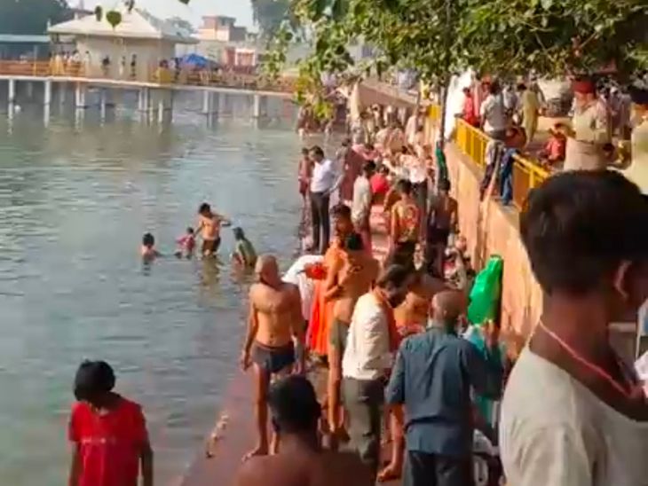 Pehowa Sarva Pitru Amavasya on gathered Crowd | पिहोवा में सर्व पितृ ...