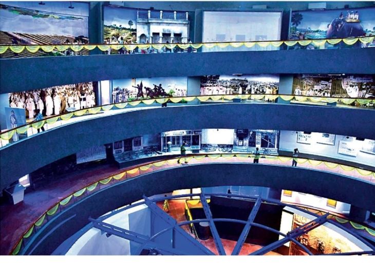 Bapu Tower brings Mahatma Gandhi alive... Story of the Father of the ...