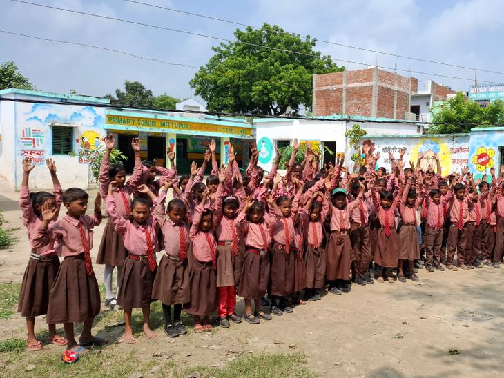 Danger of electric wires in school: