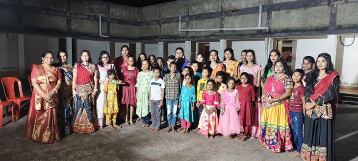 Garba program was organized for the happiness of Divyang children ...