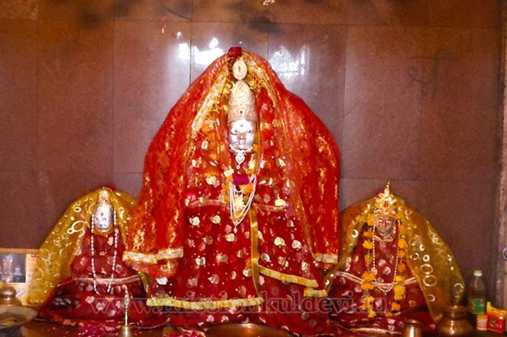 The temple opens at 4 am and closes at 9 pm. It is the first temple of ...