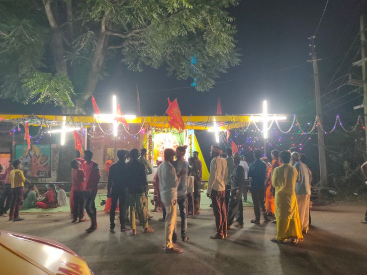 Flag procession taken out in Tyonda | त्योंदा में निकाली ध्वज यात्रा ...