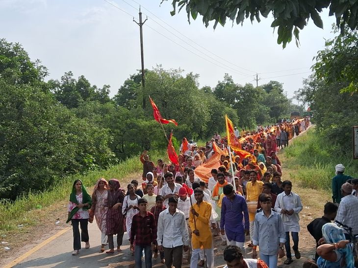 Chunri Yatra started from Khajuri Kalan to Kankali Temple | खजूरी कलां ...