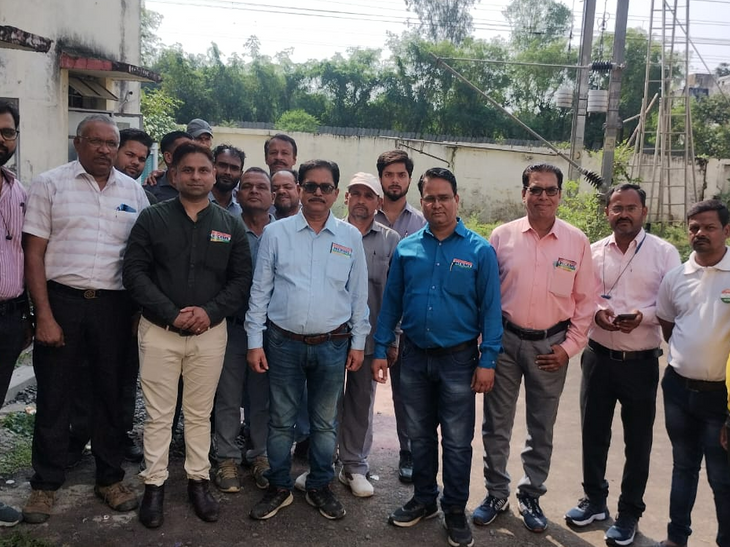 Railway union election gets more active
