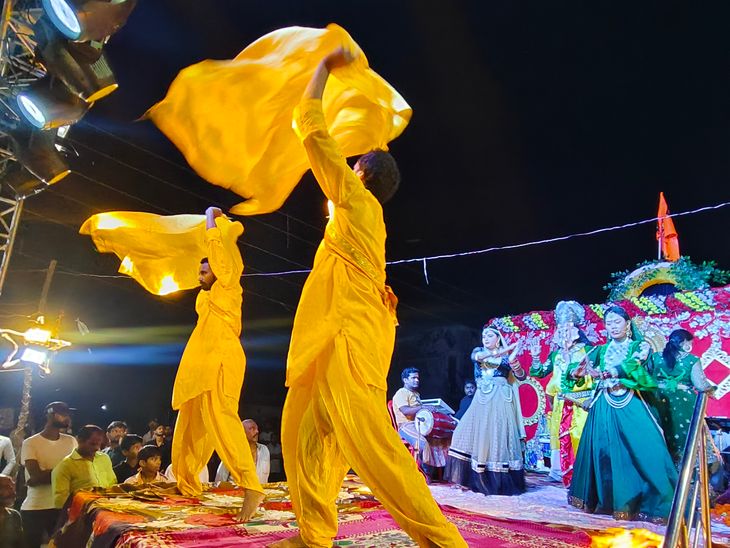 Devi Jagran was organized in Basti | बस्ती में देवी जागरण का हुआ आयोजन ...