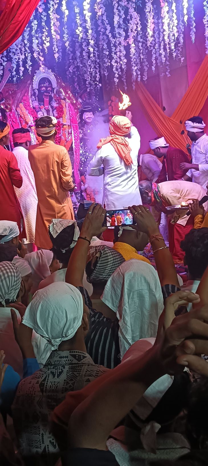 Thousands of devotees participated in the Mahaarati of Shailputri ...