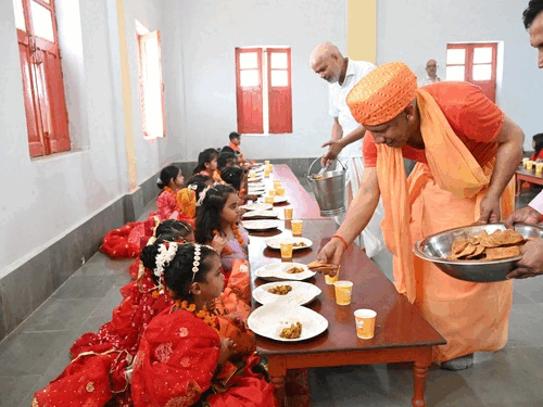 See CM's Kanya Poojan in 10 pictures | 10 तस्वीरों में देखें CM का ...