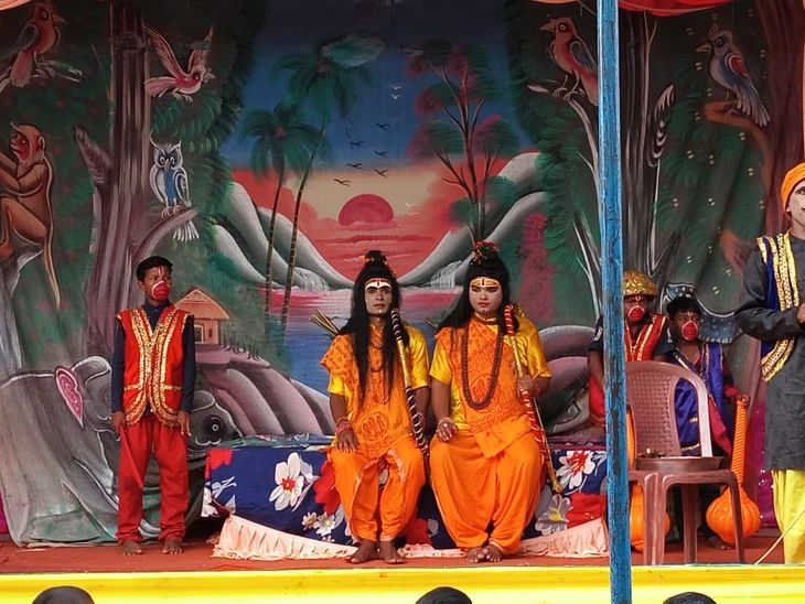 Ram Ravana war at various places in Babhani | बभनी में विभिन्न स्थानों ...