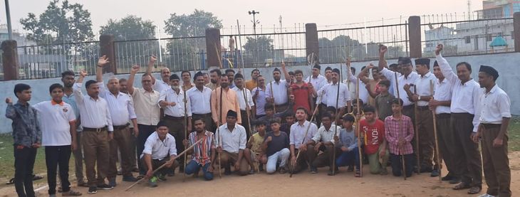 Worshiping weapons is a symbol of strength and courage: Arjun | शस्त्र ...