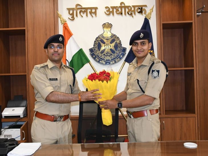 New SP Deepak Kumar Shukla took charge | नए एसपी दीपक कुमार शुक्ला ने ...