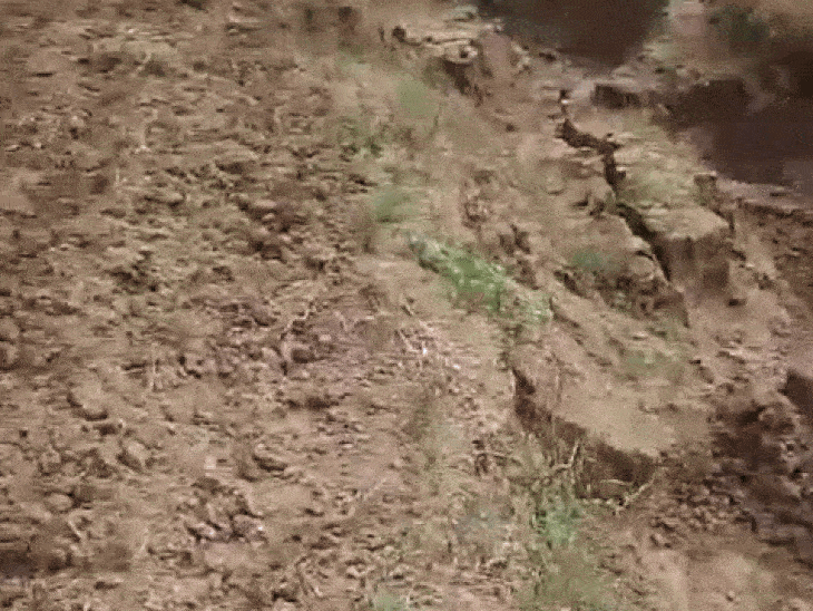 Pits created while laying the pipeline of Hanota Dam | हनोता डैम की ...