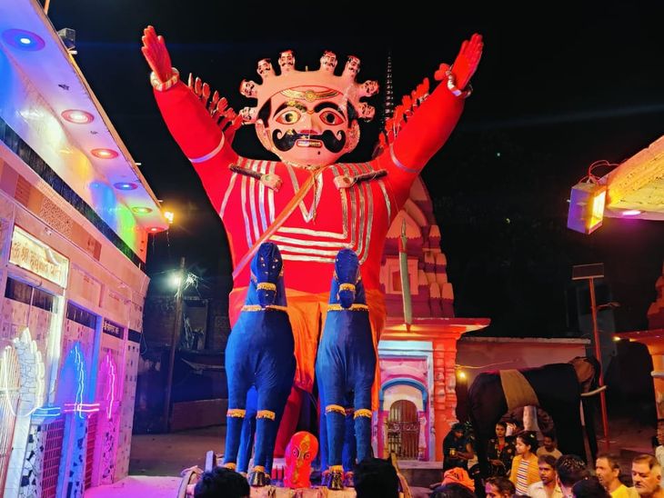 Historical procession taken out in Bindki | बिन्दकी में निकाली गई ...