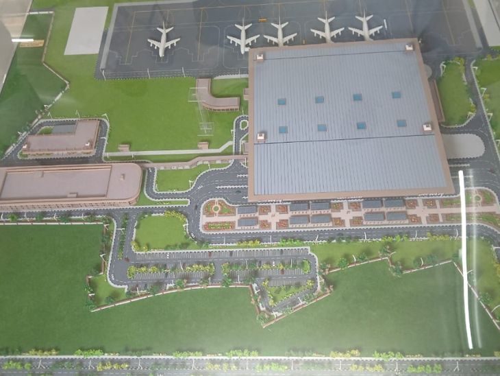 First picture of the model of Agra Civil Enclave