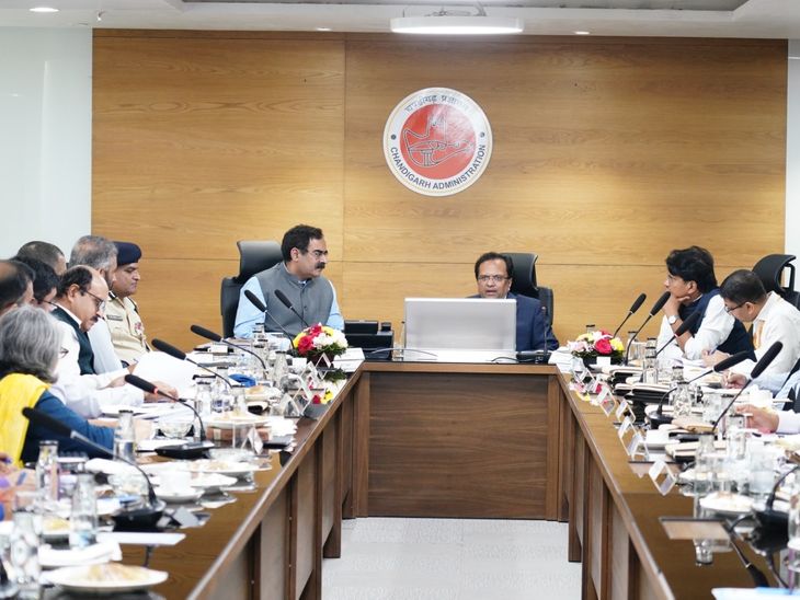 Union Home Secretary Reviewed Schemes Chandigarh News