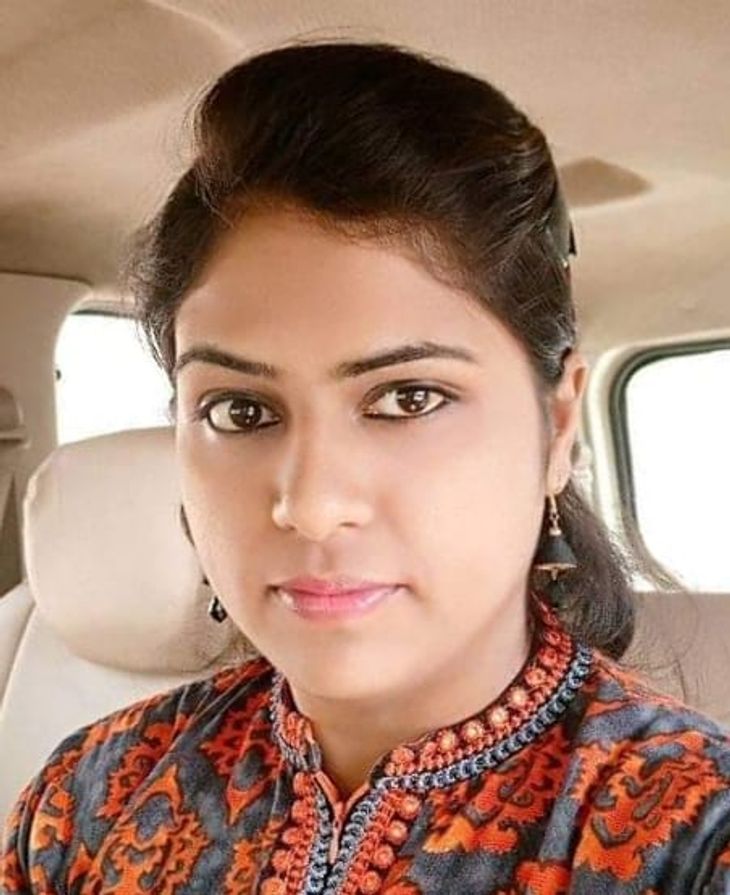 Professor Deepti Singh got success in NET | प्राध्यापक दीप्ति सिंह को नेट में मिली सफलता - Korba ...