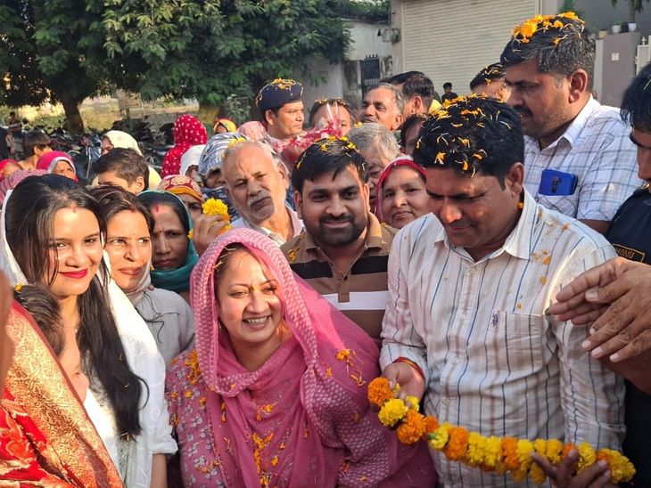 Aarti Rao Reached Bawal Native Village After Becoming Cabinet Minister ...