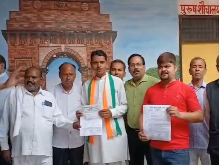 Congress protests against renaming of Banaras Stadium