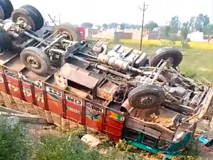 The container driver got stuck on the seat after being hit by a truck ...