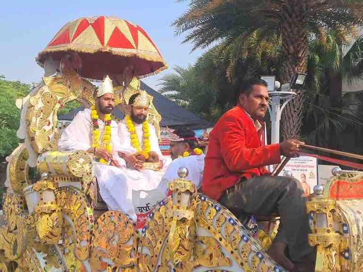 The Bindoli of the candidates was taken out and the chole was filled ...