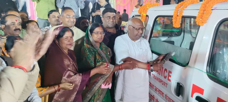 The people of Duppi, Chaura and Markadand villages got an ambulance ...