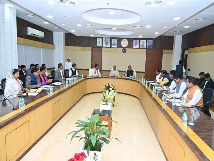 CG CM Vishnu Deo Sai Cabinet Meeting Update SI Vacancy | Naxal Policy