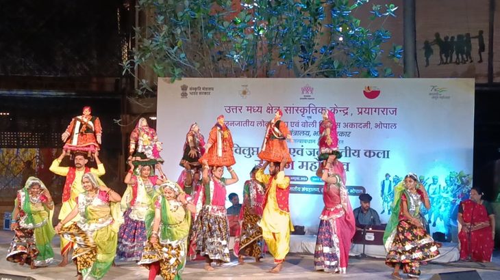 Presentation of Gangaur dance and Nimari folk songs | गणगौर नृत्य और ...