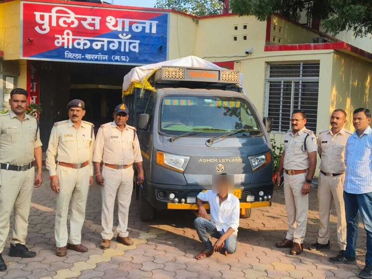 Tempo full of soyabean stolen from Mandi Gate | मंडी गेट से सोयाबीन से ...