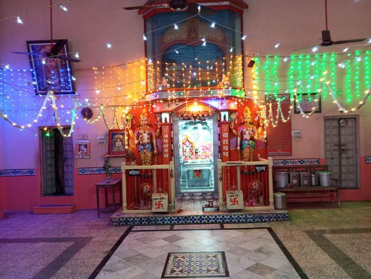 Electrical decoration done on the temple, God will be decorated today ...