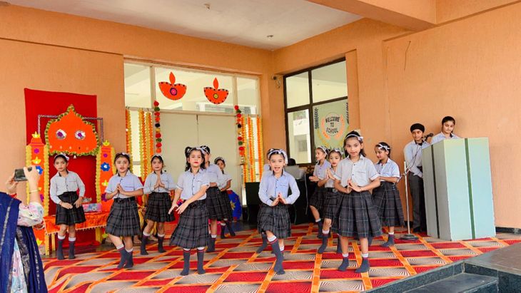 Diwali programs held at The Olive School | दि ऑलिव स्कूल में दीवाली पर ...