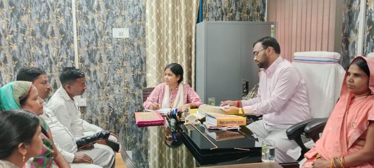 Vehicle parking place will be constructed at Chandi Road turn in ...