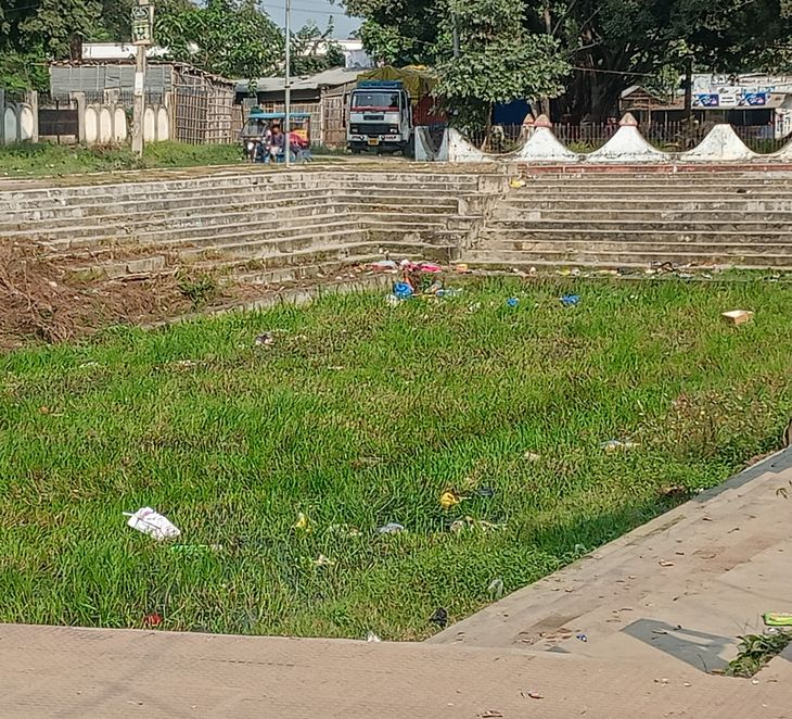 Not even 25% of the ghats have been cleaned, completing the work in the ...