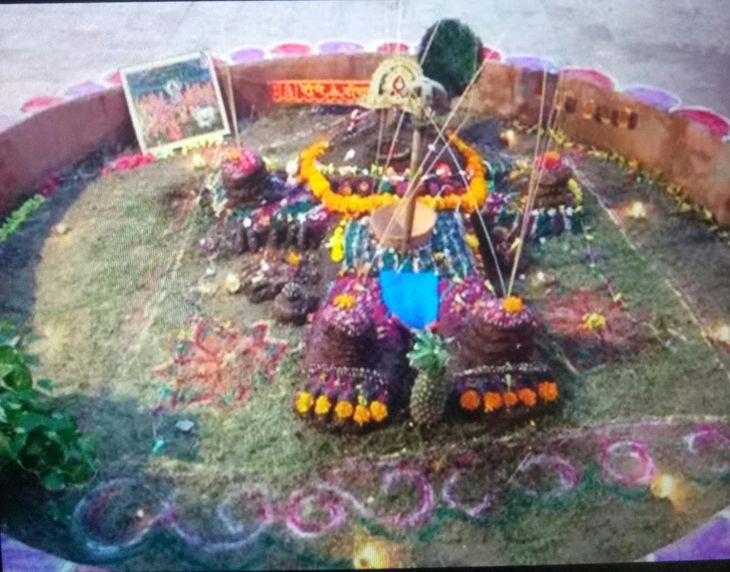 Govardhan was worshipped in every house and prayers were offered for ...