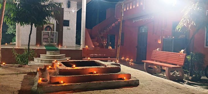 Shri Markandeshwar Mahadev Temple was full of life on Diwali | दिवाली ...