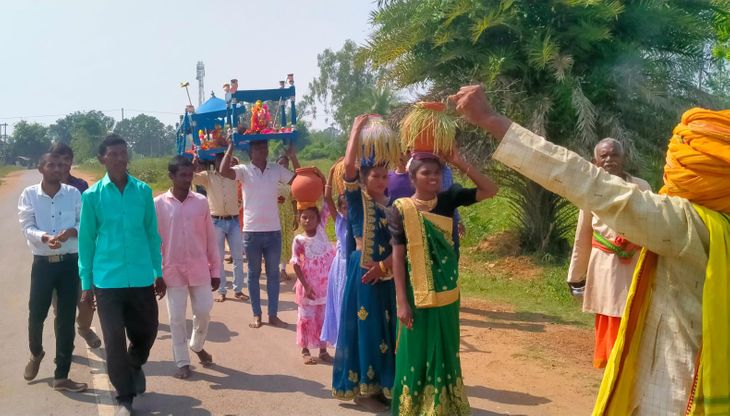 Gaura-Gauri Yatra was carried out with great pomp and show with ...