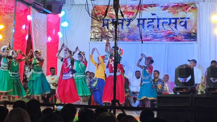 Devanshi Verma, Radhika, Harshita and Tikeshwari first in recording ...