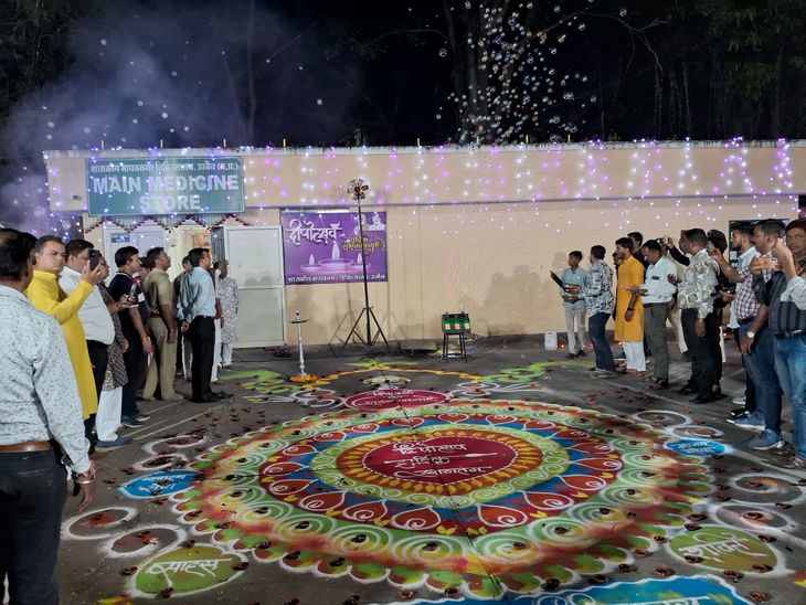 Festival of lights and fireworks took place in Madhavnagar | माधवनगर ...