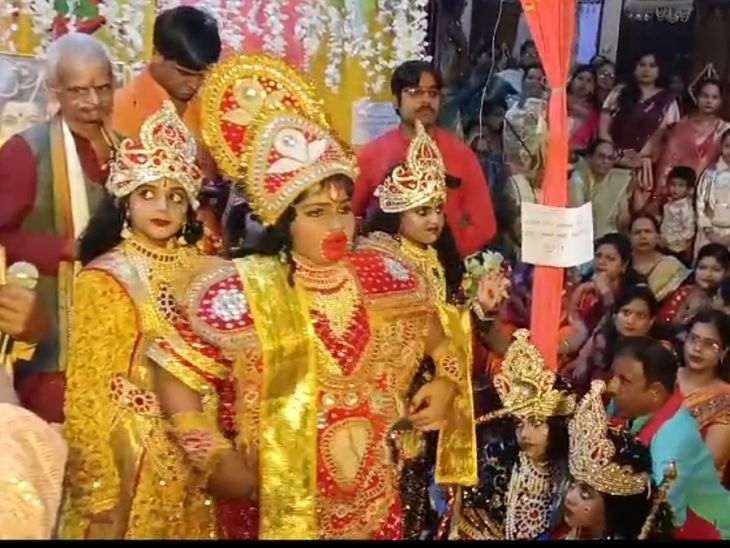 Beautiful tableaus were taken out in Bindki Nagar | बिंदकी नगर मे ...