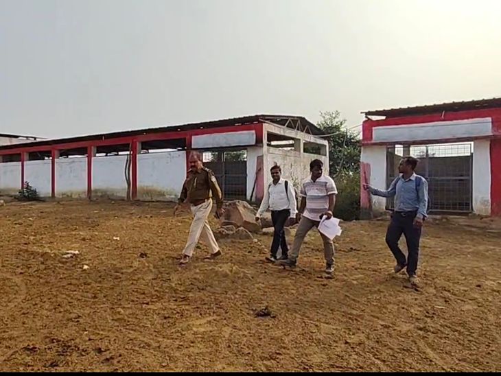 20 acres of grazing land in Chandranagar is occupied by the strongmen ...