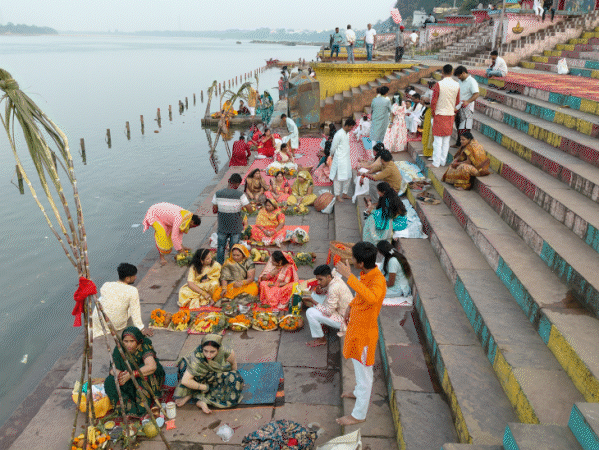 Chhath festival celebrated at Sethani Ghat of Maa Narmada | सेठानी घाट ...