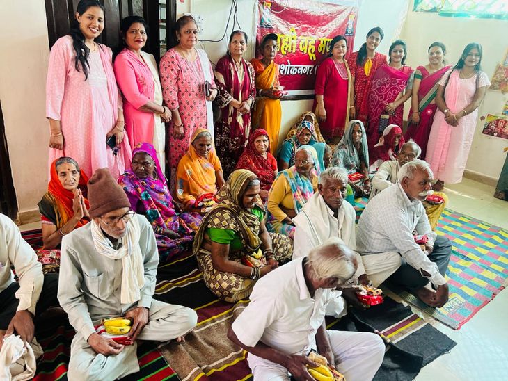On Gyan Panchami, Jain women celebrated the festival with children from ...