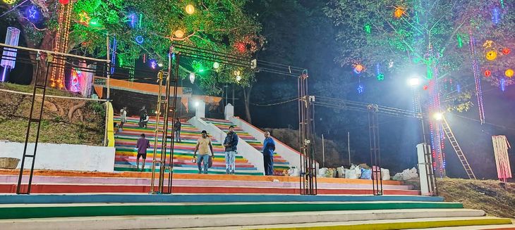 Maa Bhadrakali Chhath Ghat is all decked up like a bride, first ...